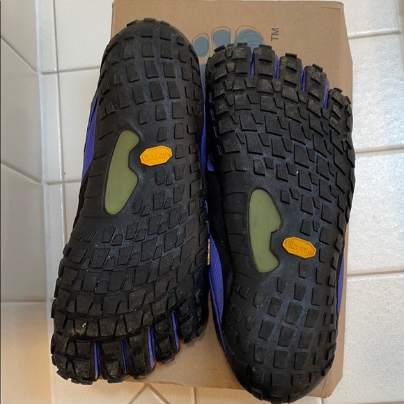 Vibram | Shoes | Vibram Five Fingers Toe Shoes | Poshmark
